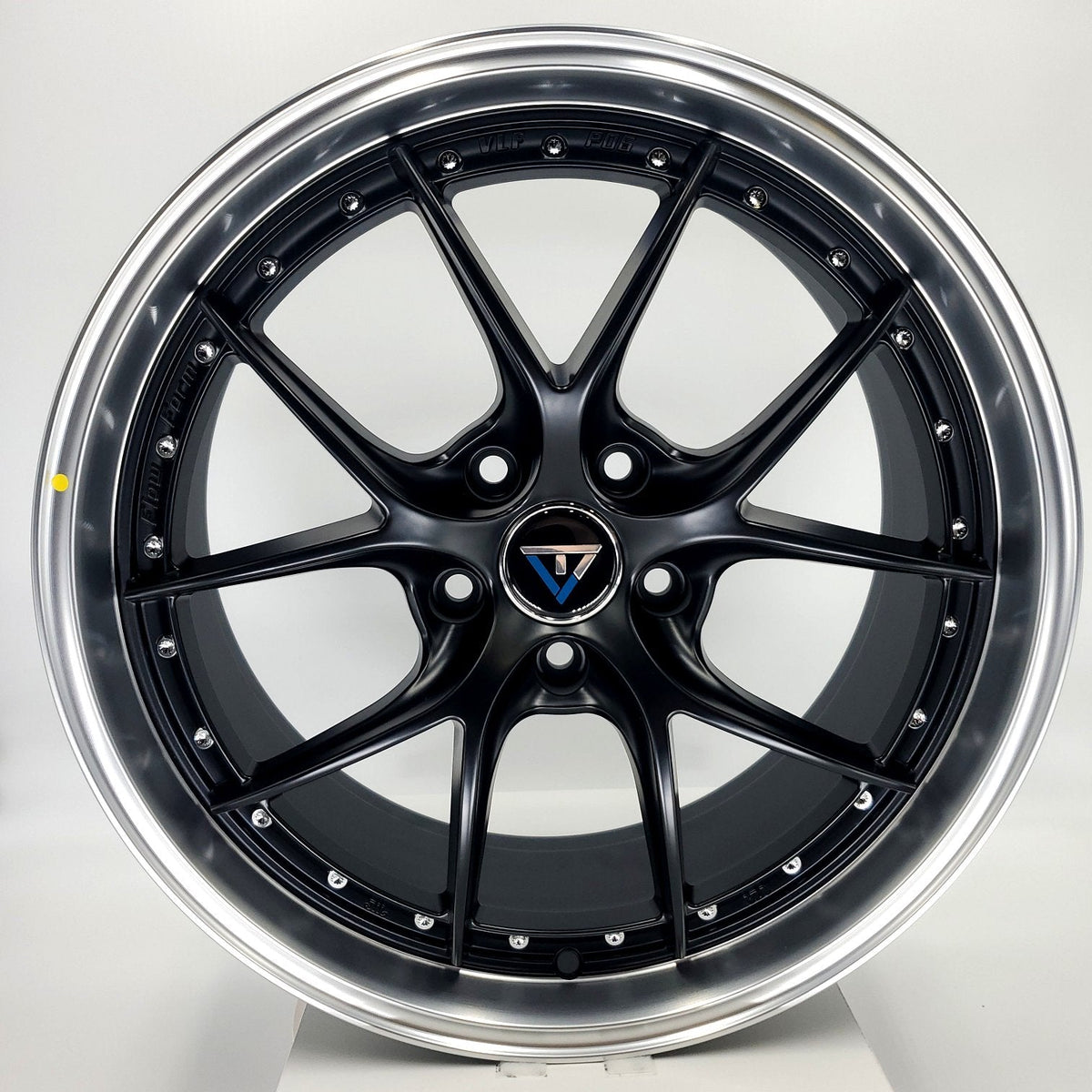 VLF Wheels - VLFP06 FlowForm Satin Black Machined Lip 18x8.5