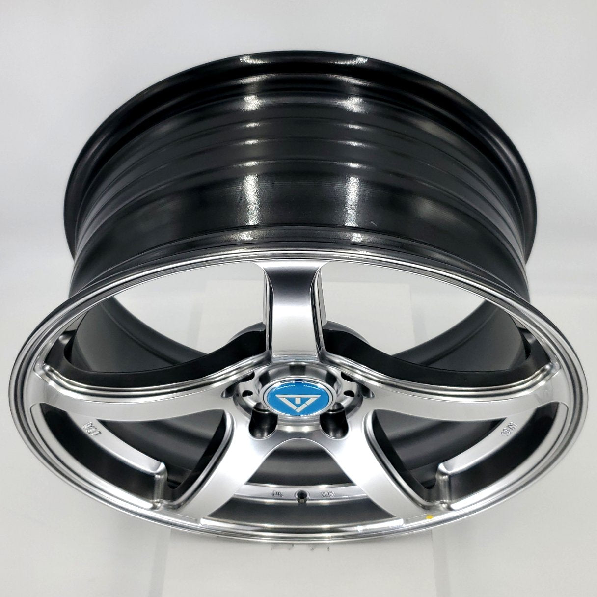 VLF Wheels - VLF21 FlowForm Hyper Black 18x8