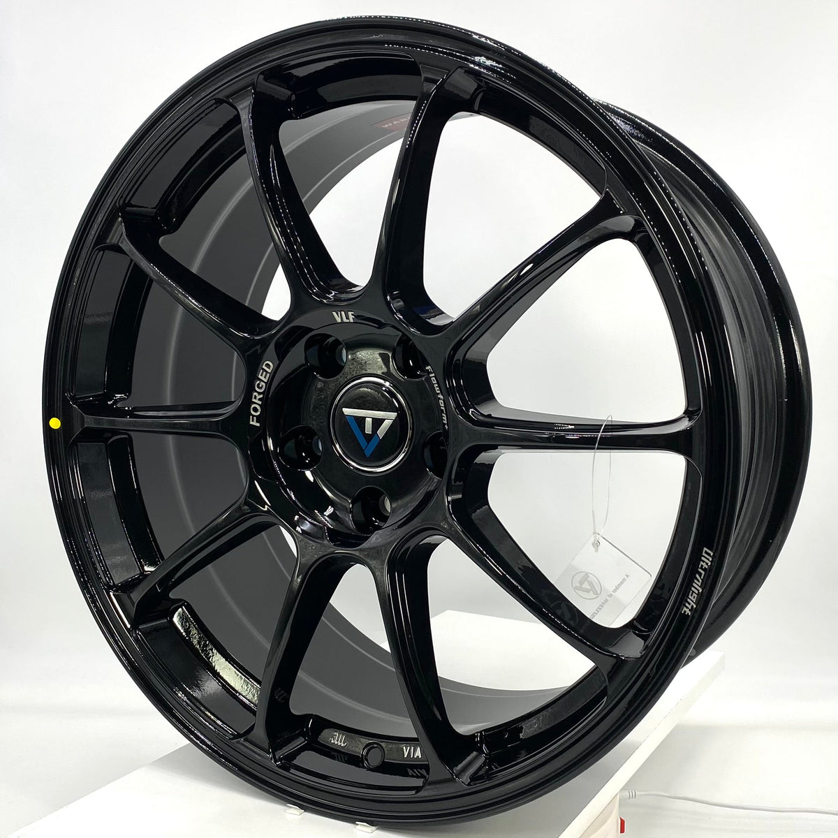 VLF Wheels - ULF15 FlowForm Gloss Black 17x7.5