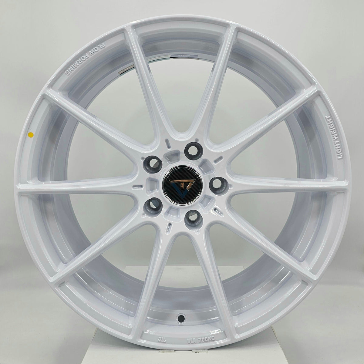 VLF Wheels - VLF02 FlowForm White 18x8