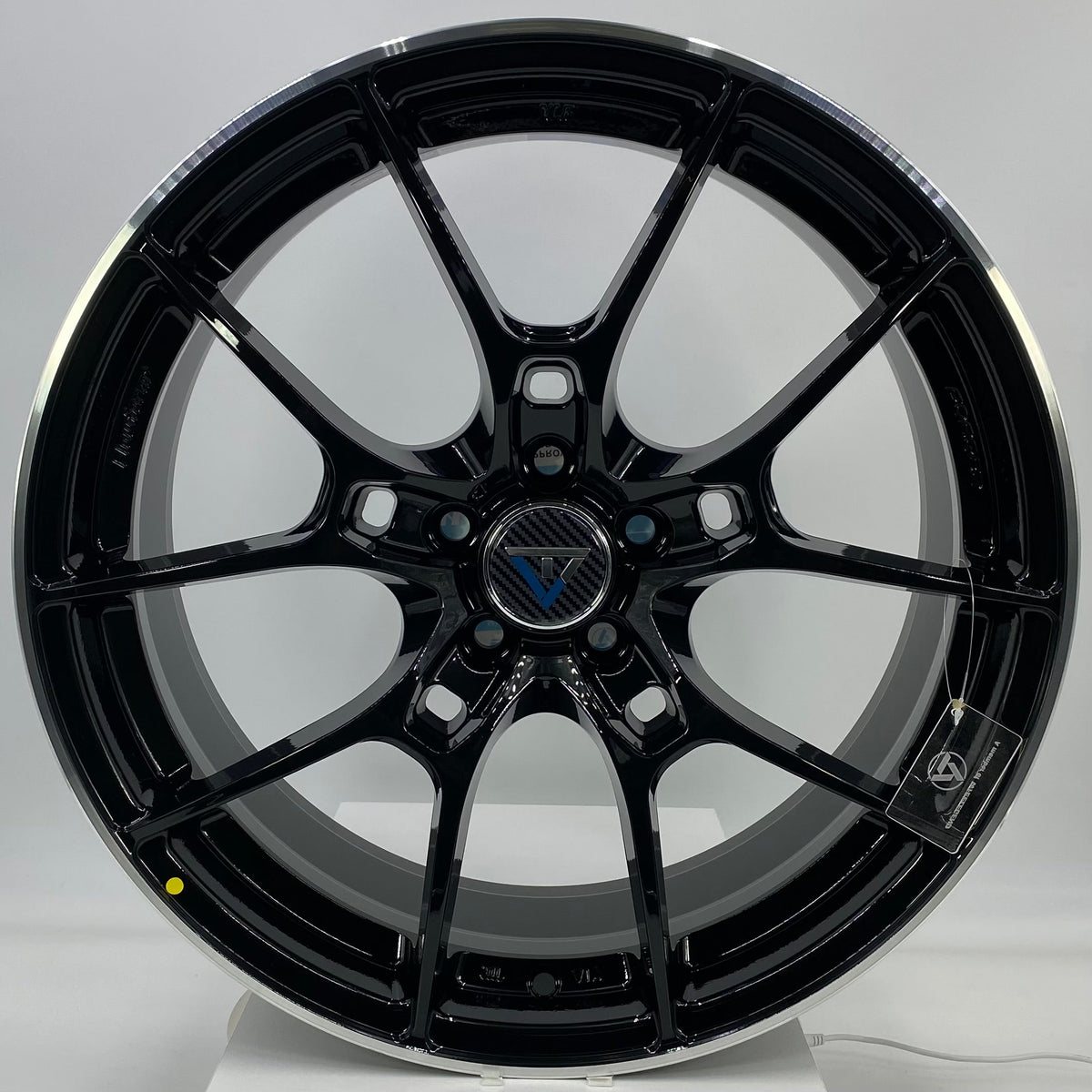 VLF Wheels - ULF09 FlowForm Black Machined Tip 18x8